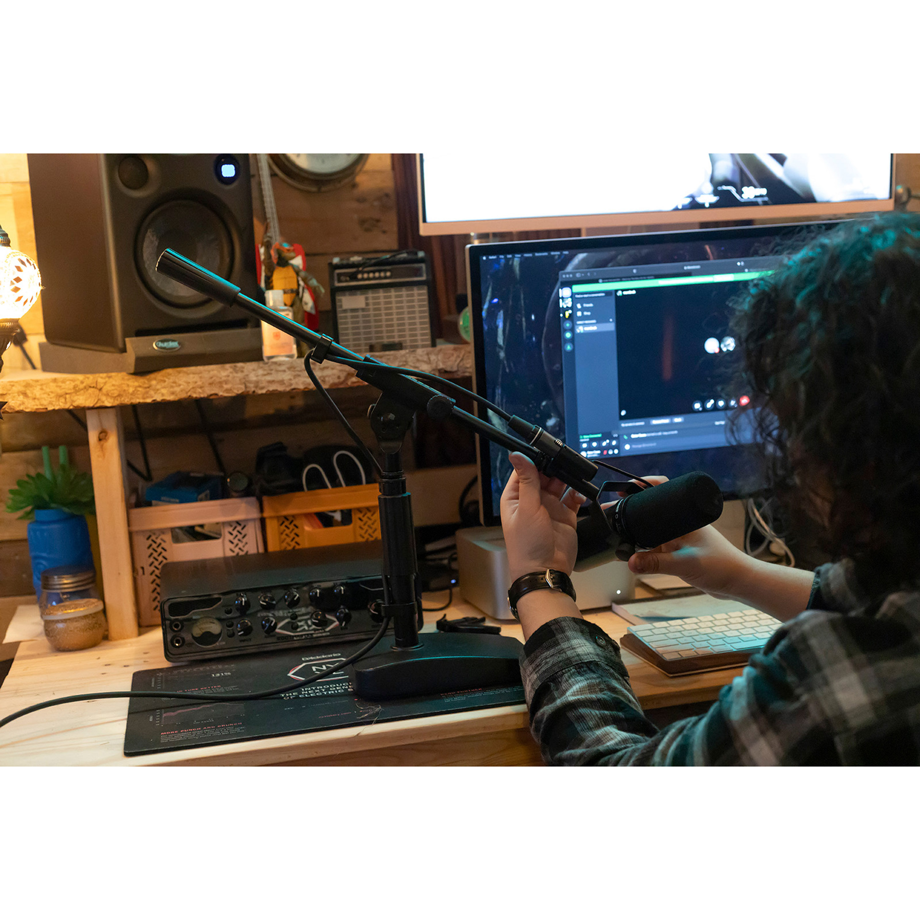 Shure by Gator SH-DESKTOP2 Compact Low-Profile Desktop Mic Stand ...