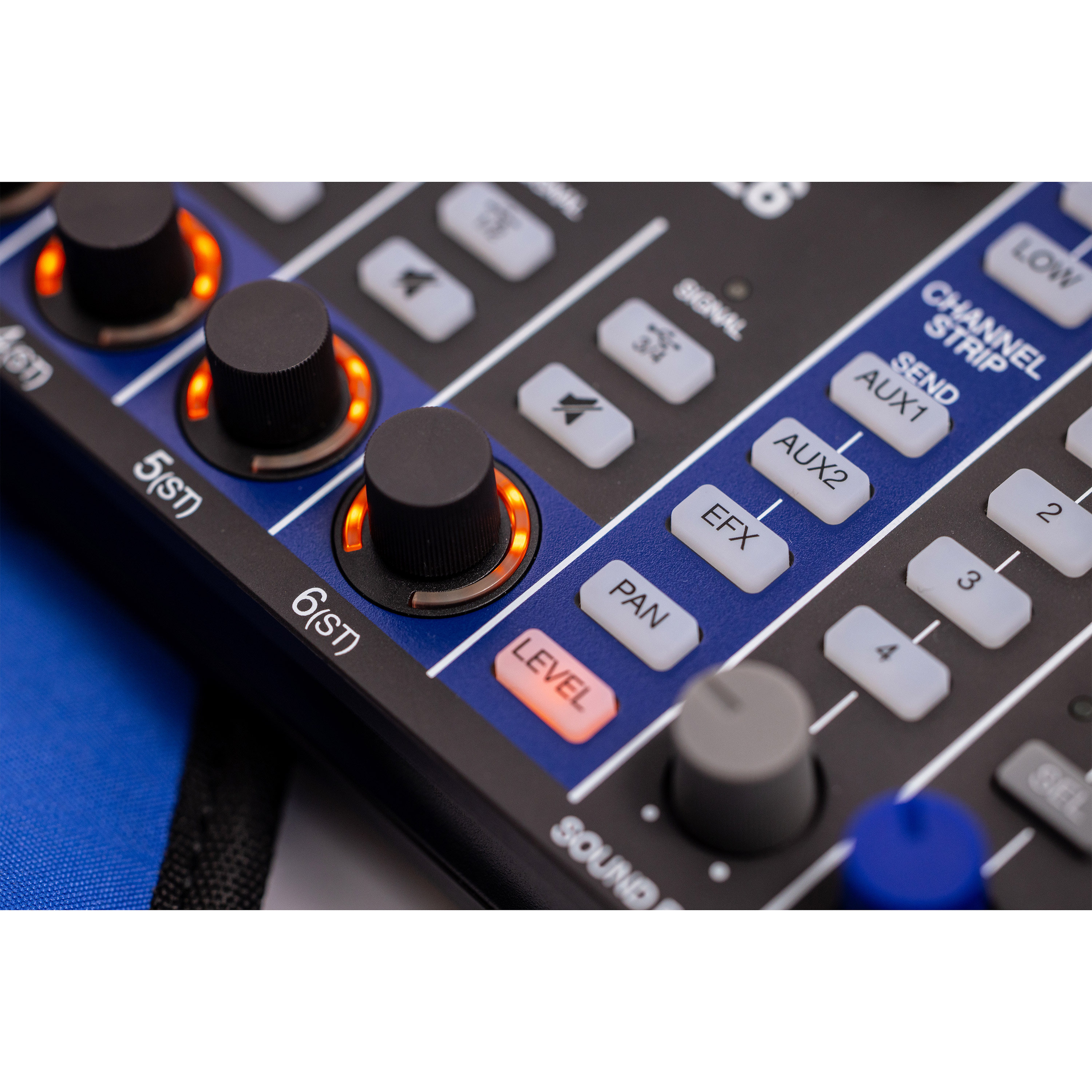 Zoom Livetrak L6 - Console de mixage numérique SonoVente.com