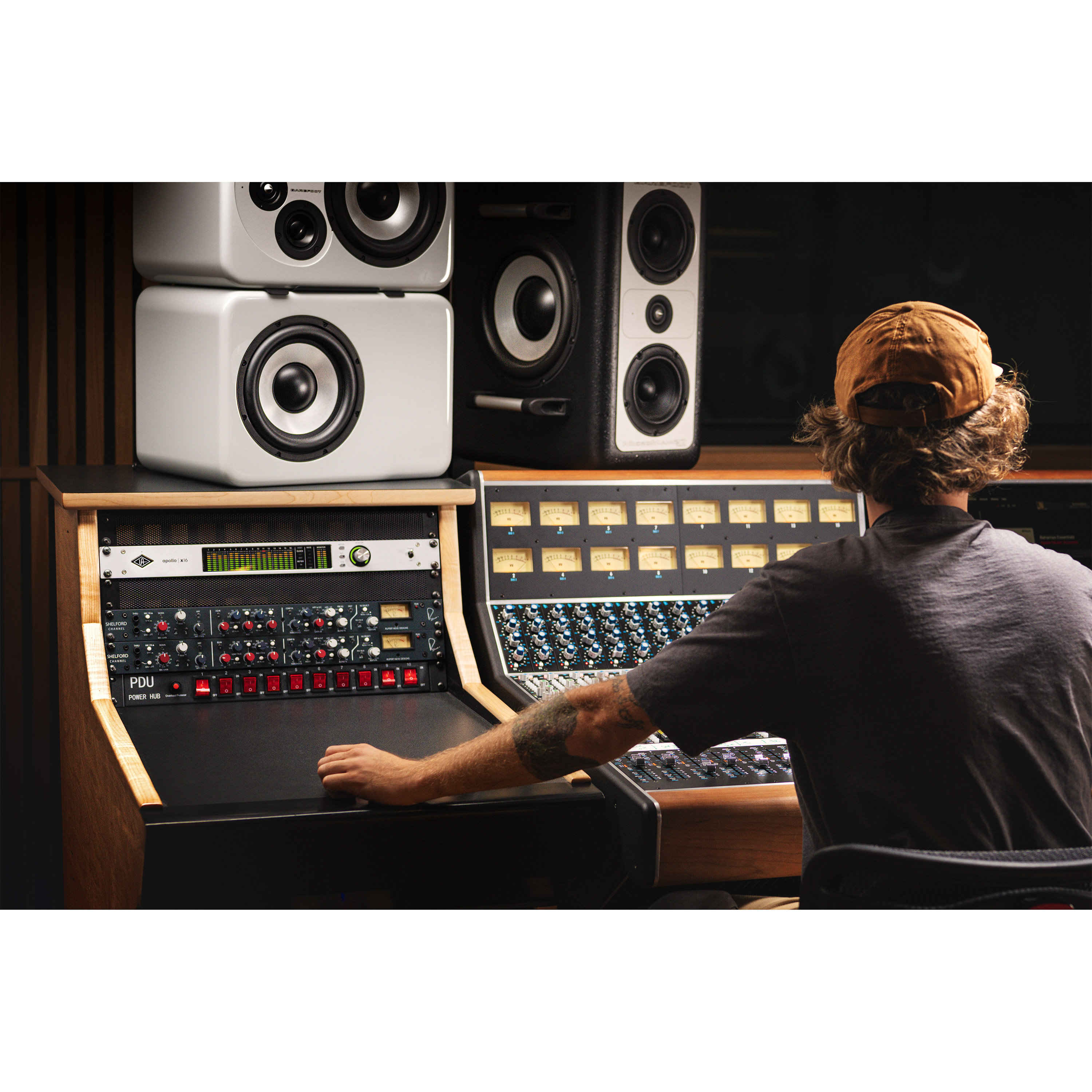 Universal Audio Apollo X16 Gen 2 Ultimate+ - Carte son SonoVente.com