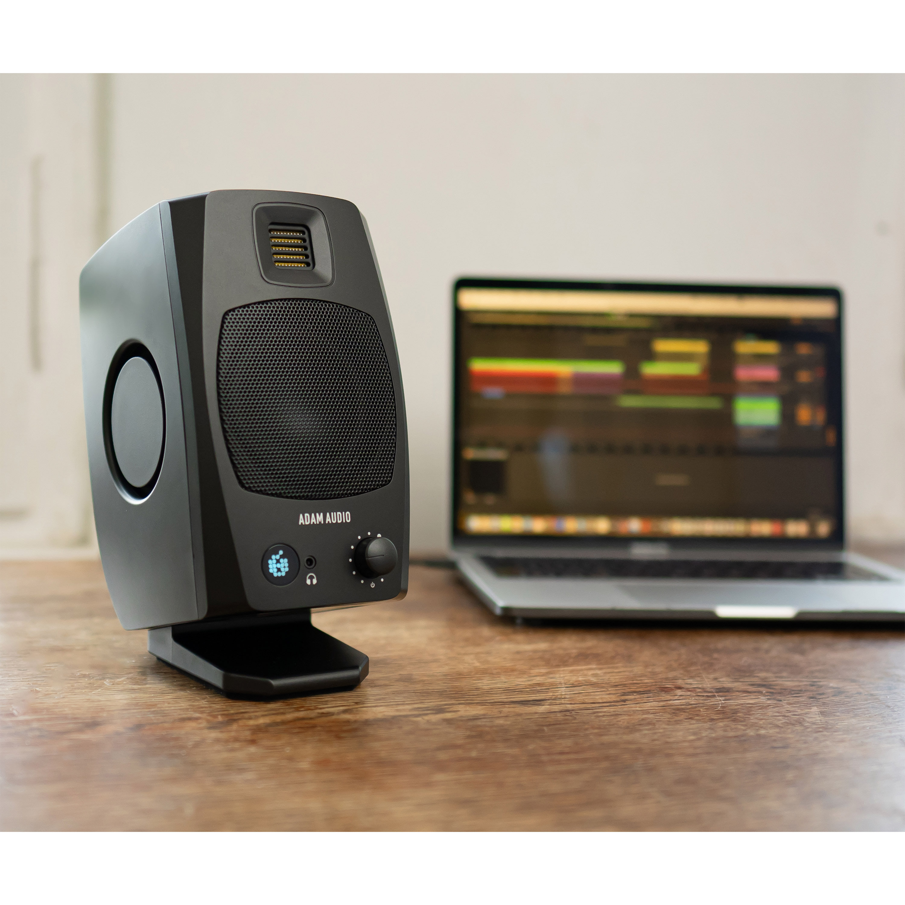 Adam Audio D3V Black - Enceinte de monitoring SonoVente.com