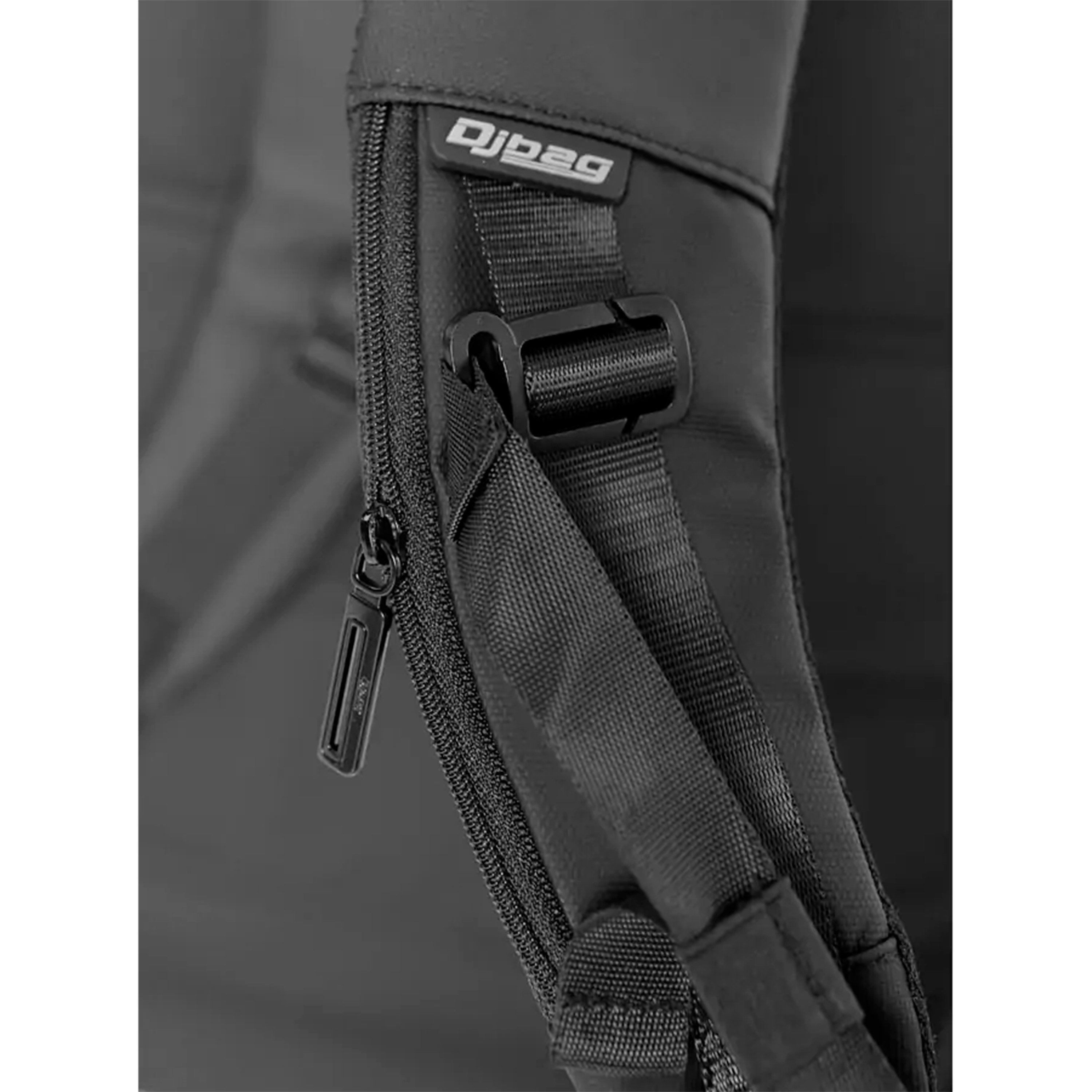 Pioneer DJ Pack XDJ-RX3 + Etui à roulettes DJ Bag - Contrôleur DJ ...